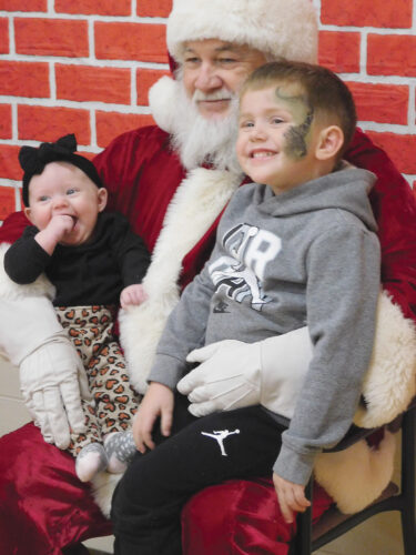 Here comes Santa Claus! | News, Sports, Jobs - Messenger News